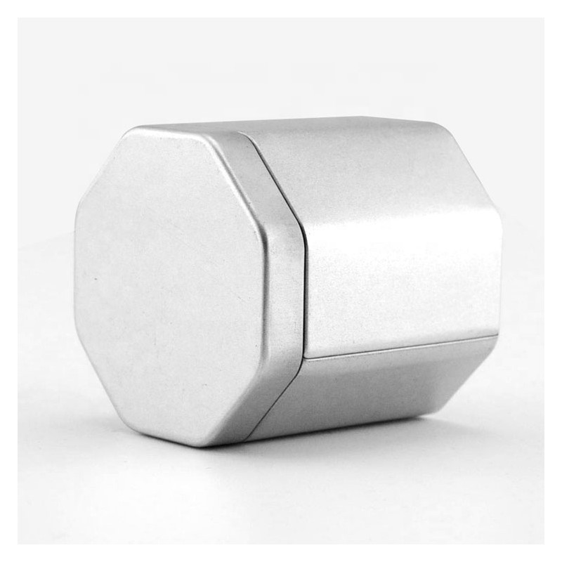 Boîte métallique hexagonale personnalisée